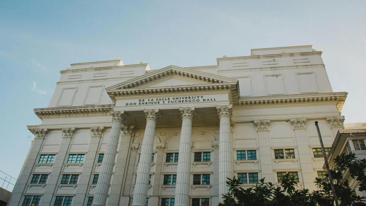 Inilah Daftar PTN BH di Indonesia dan Keunggulannya